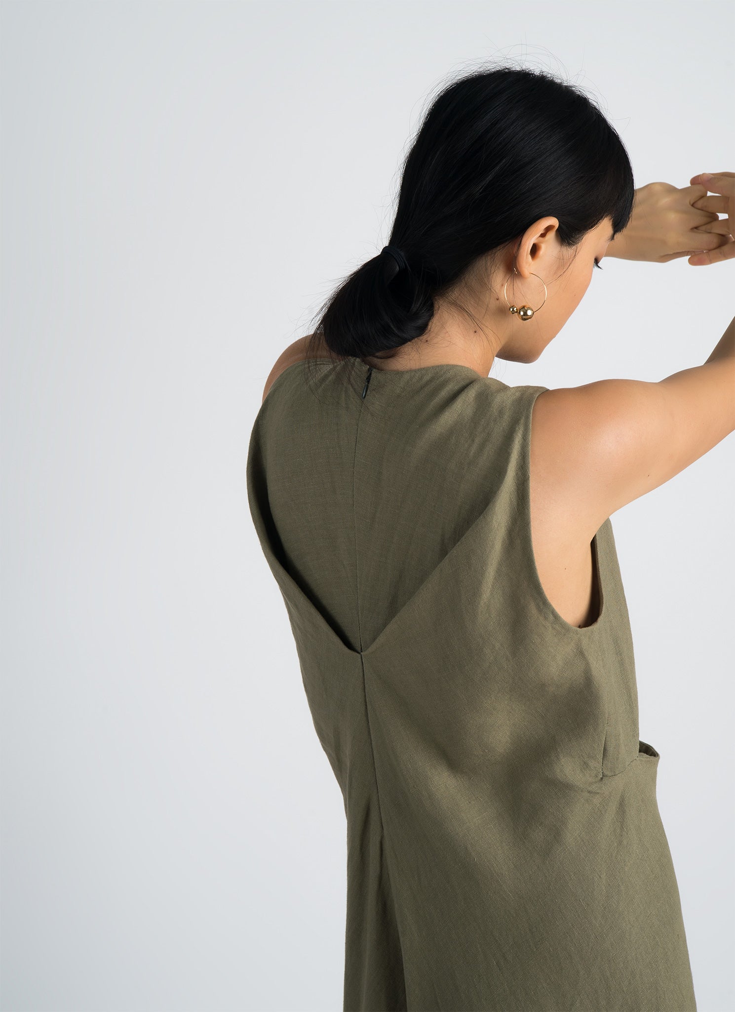 KAAREM - Chùm Chày Sleeveless Folded Back Onesie - Leaf Green