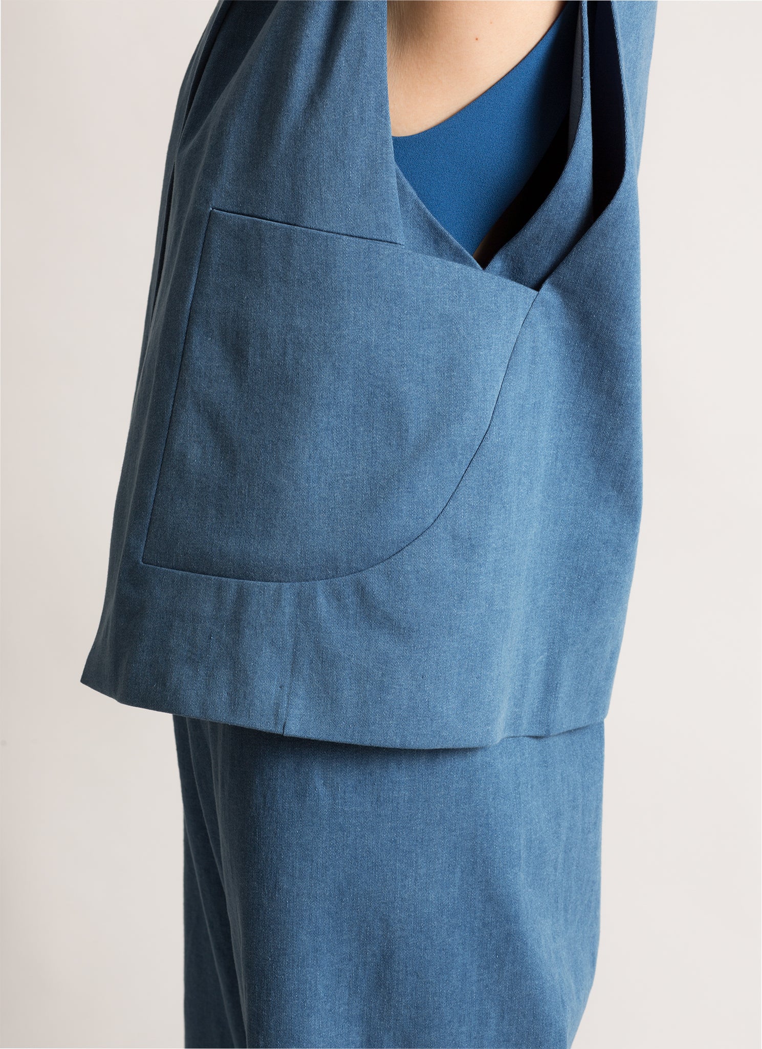 KAAREM - Clove One-Button Dropped Arm Pocket Vest - Light Blue II