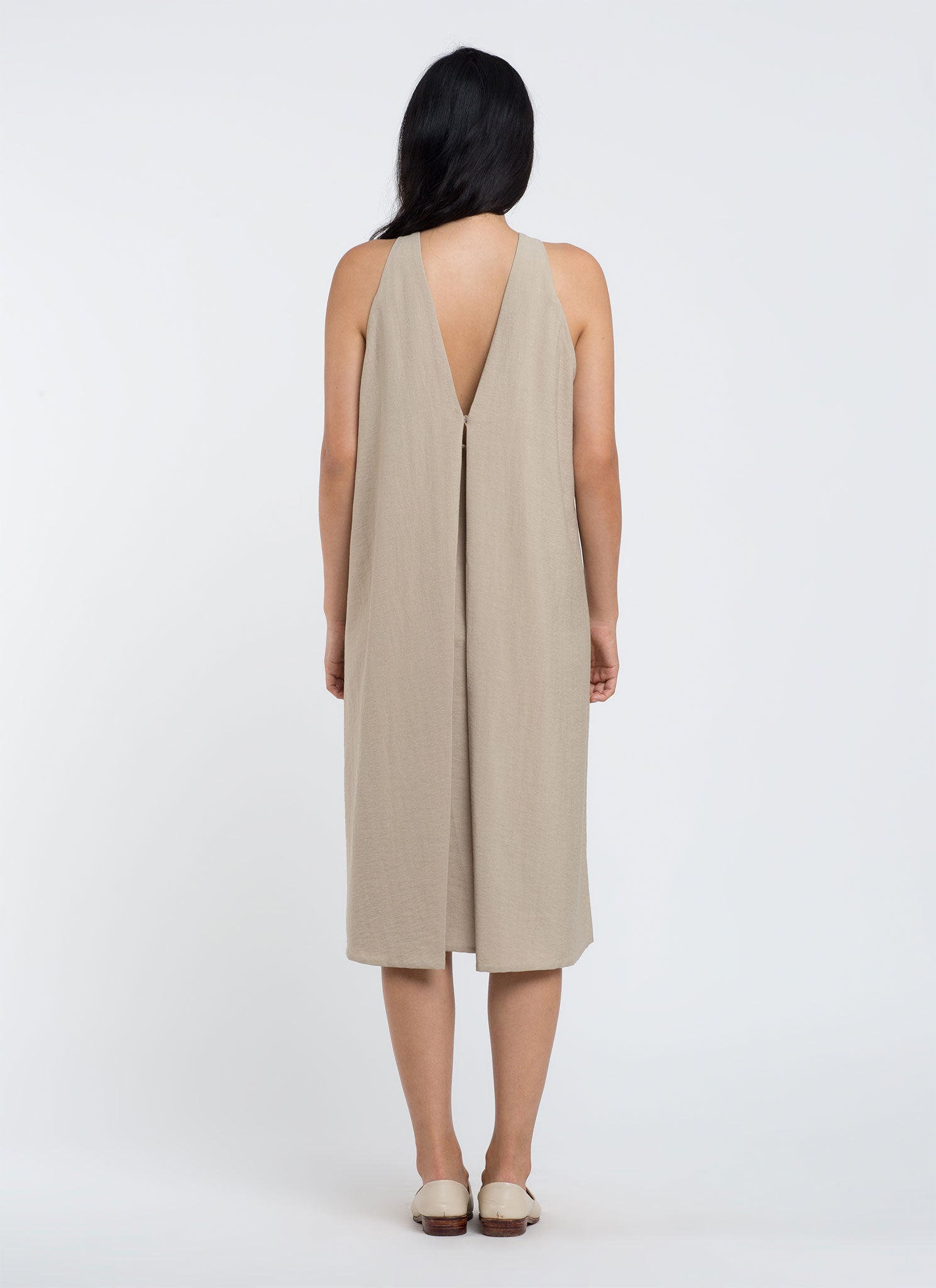 KAAREM - Radial Back V Dress - Wheat