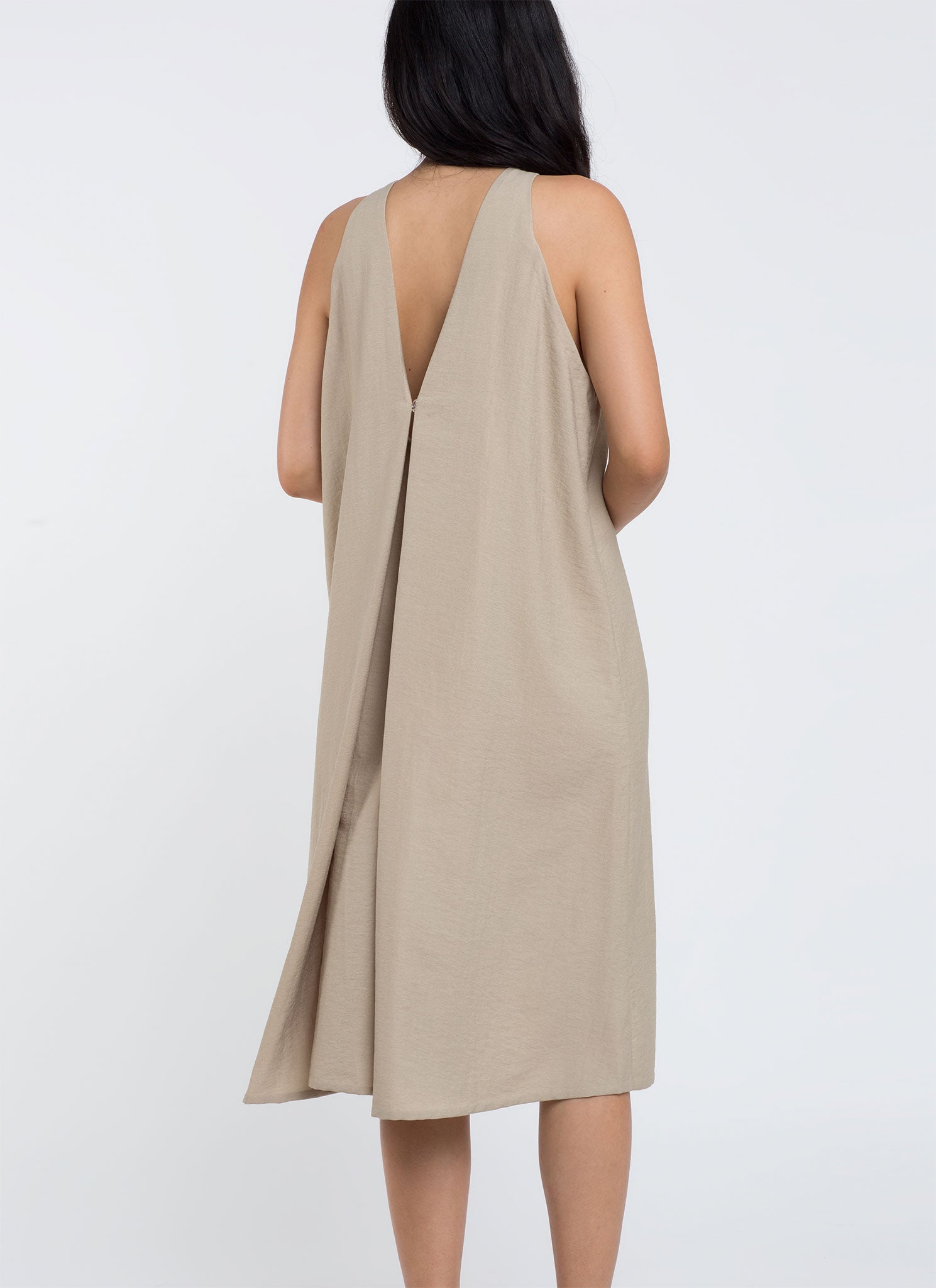 KAAREM - Radial Back V Dress - Wheat