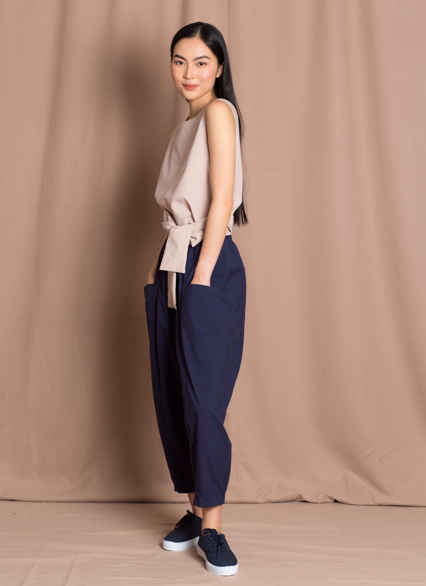 KAAREM - Tý Back V Wrap Top - Beige