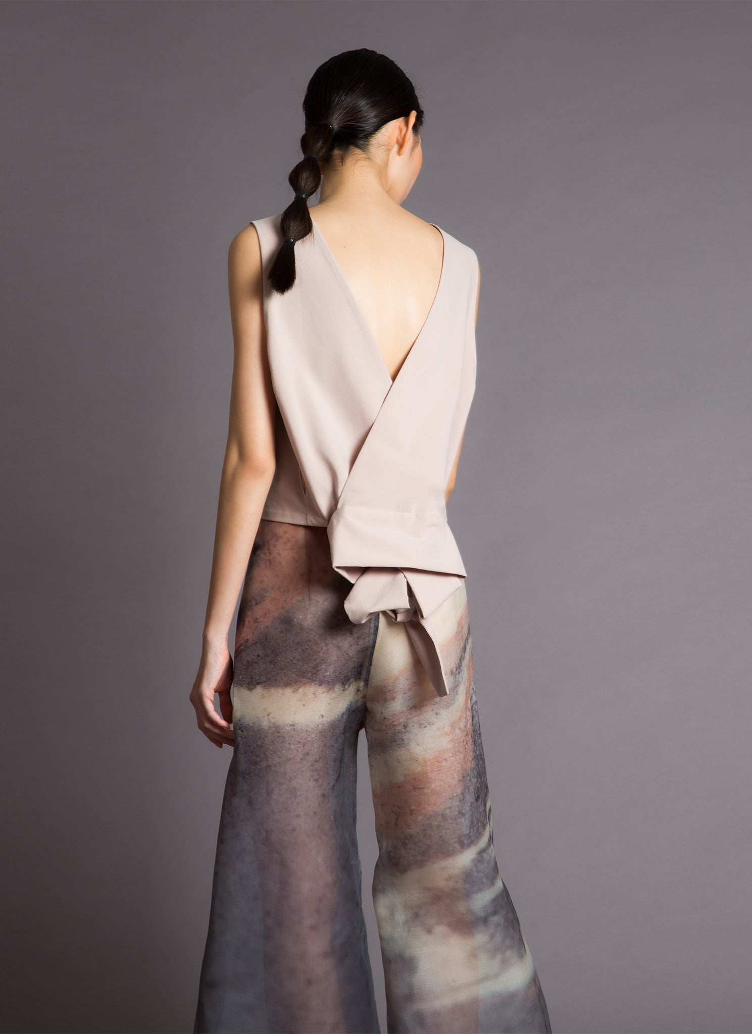 KAAREM - Tý Back V Wrap Top - Beige